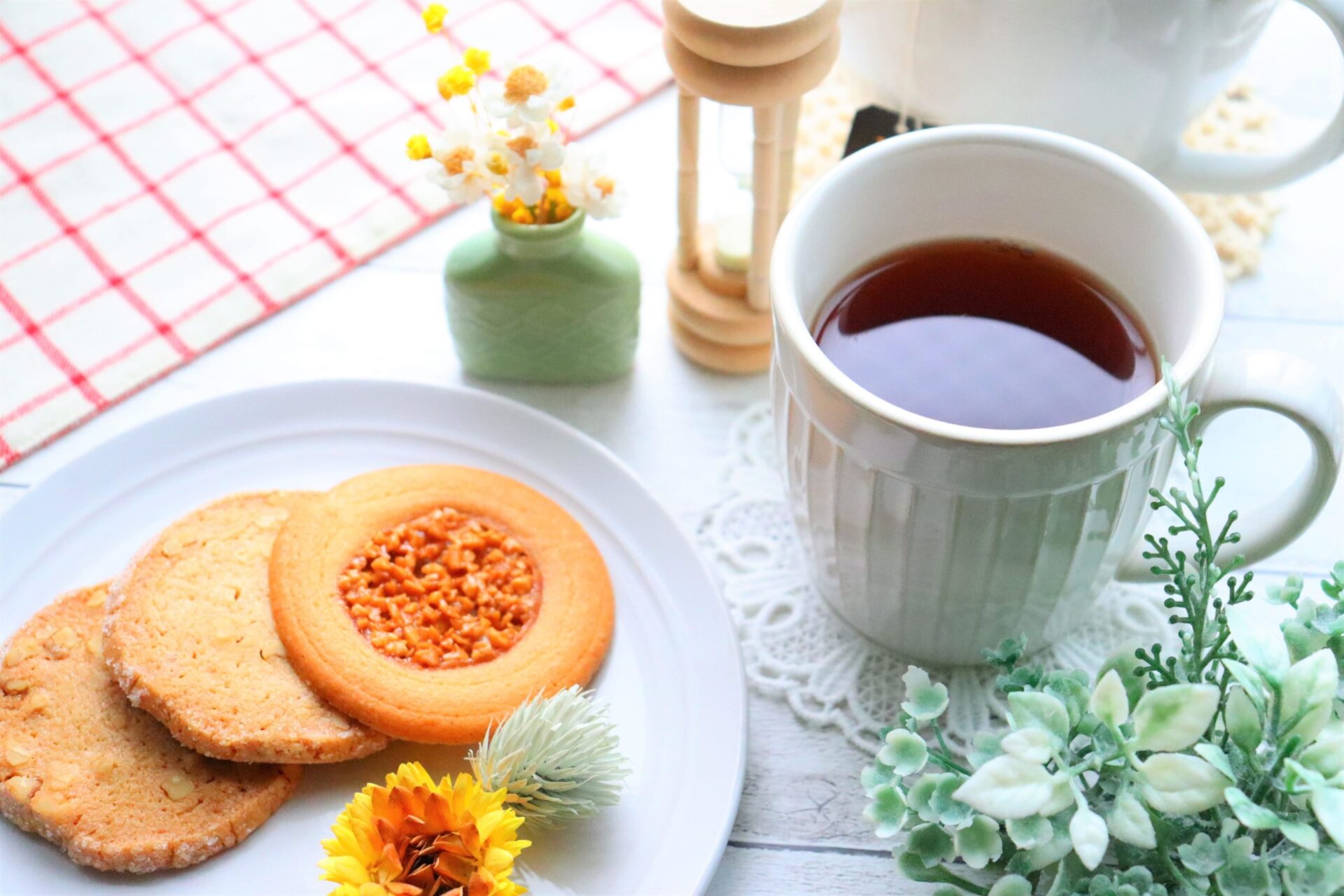 高齢者でも食べやすくて美味しいおやつとは?おやつの選び方も紹介
